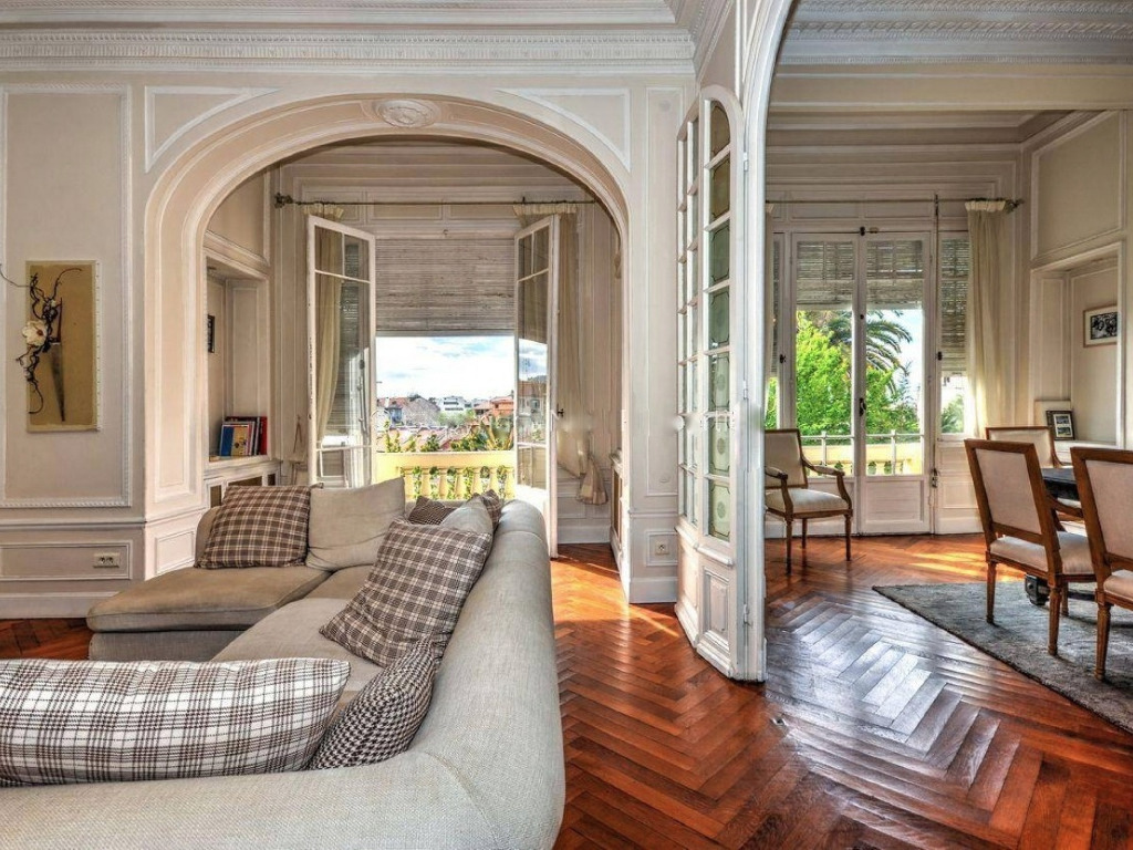Achat - Vente MAISON de 10 pièces à NICE - 06000 - proche quartier du ...